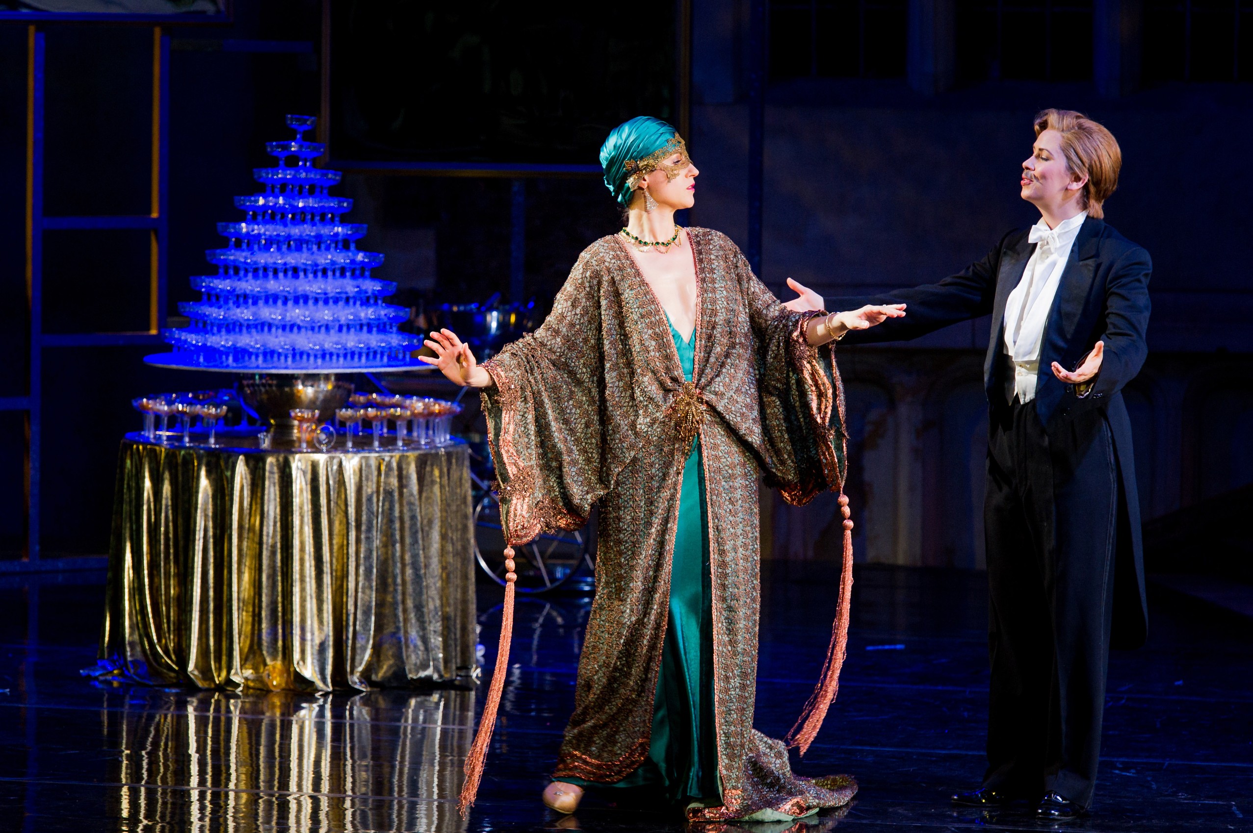 Die Fledermaus - Opera Holland Park