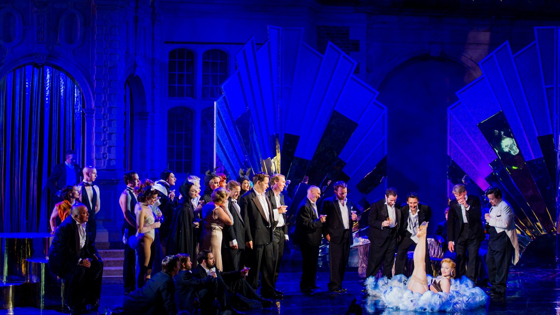 Die Fledermaus - Opera Holland Park