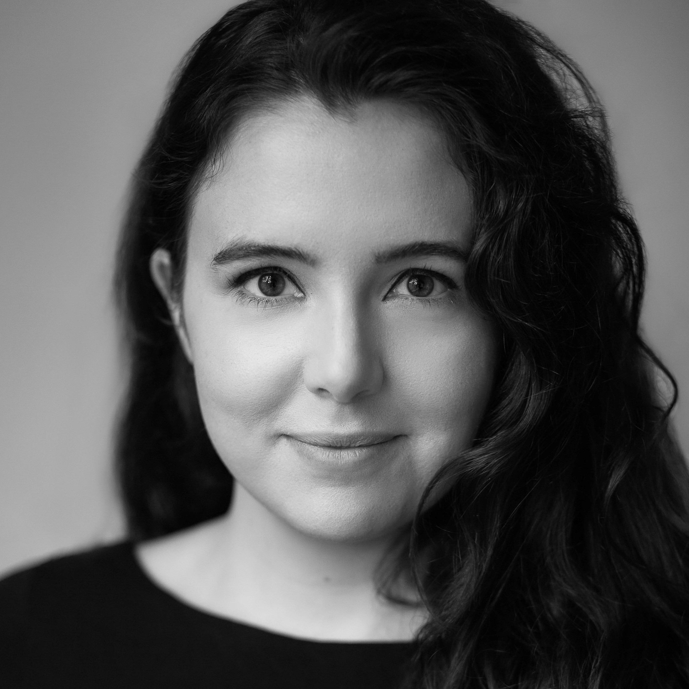 Spotlight on Ellen Pearson - Young Artist Rosina - Opera Holland Park